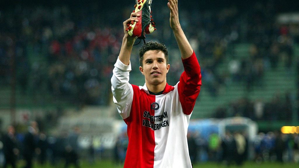 Van Persie deixou o Feyenoord como prodígio e retoma sua história como ...