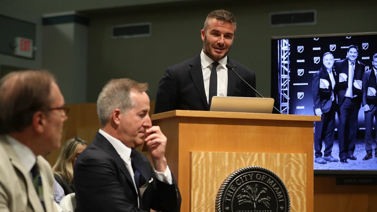 Clube de Beckham é nomeado Inter Miami CF, ganha escudo e tenta levar ...