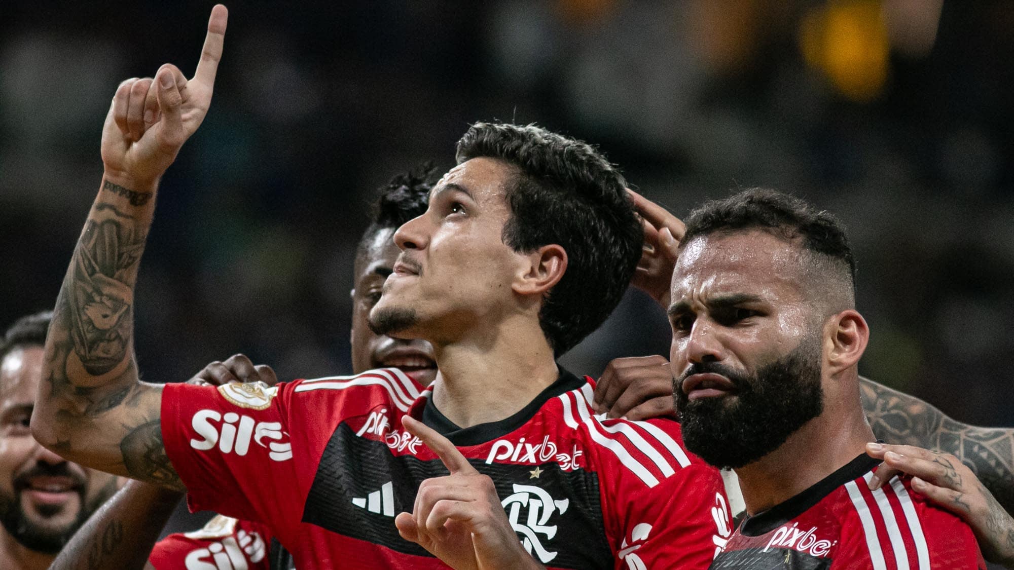 Flamengo aproveita desequilíbrio do Cruzeiro para dar vitória a Tite na ...