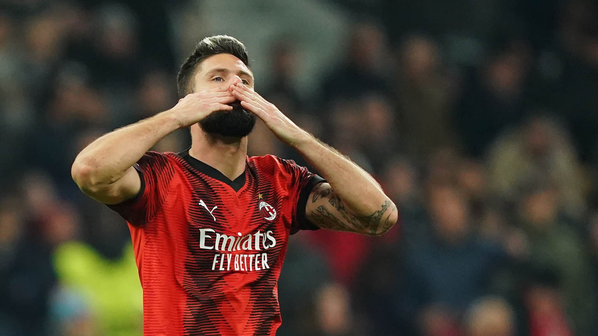 O plano de sucessão de Giroud no Milan: renovação até 2025, contratação ...