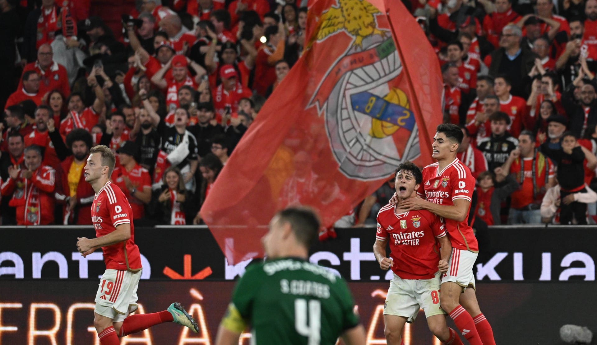Um clássico para a história: Benfica arranca uma alucinante virada nos ...
