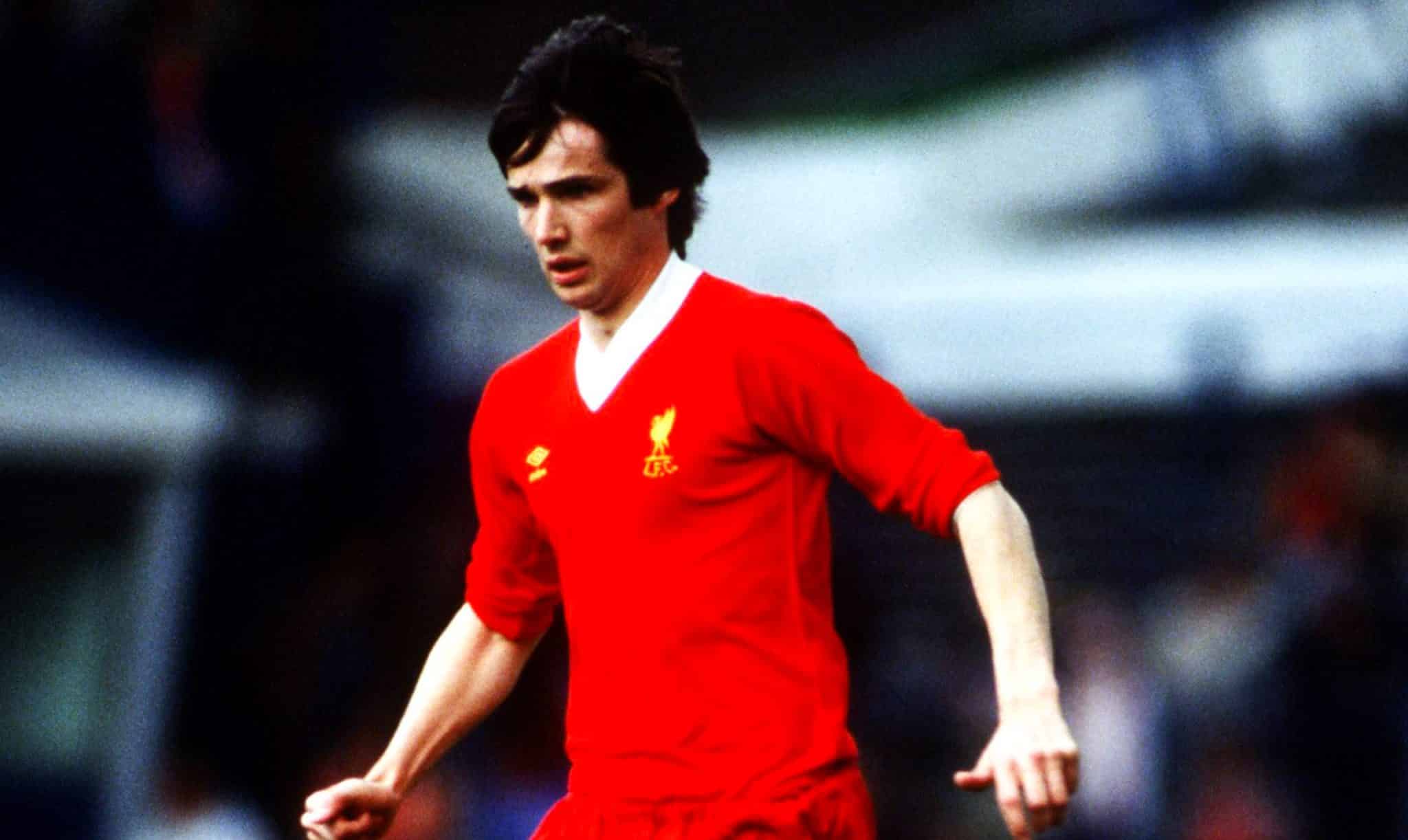 Alan Hansen, ídolo do Liverpool, vive drama no hospital e está ...