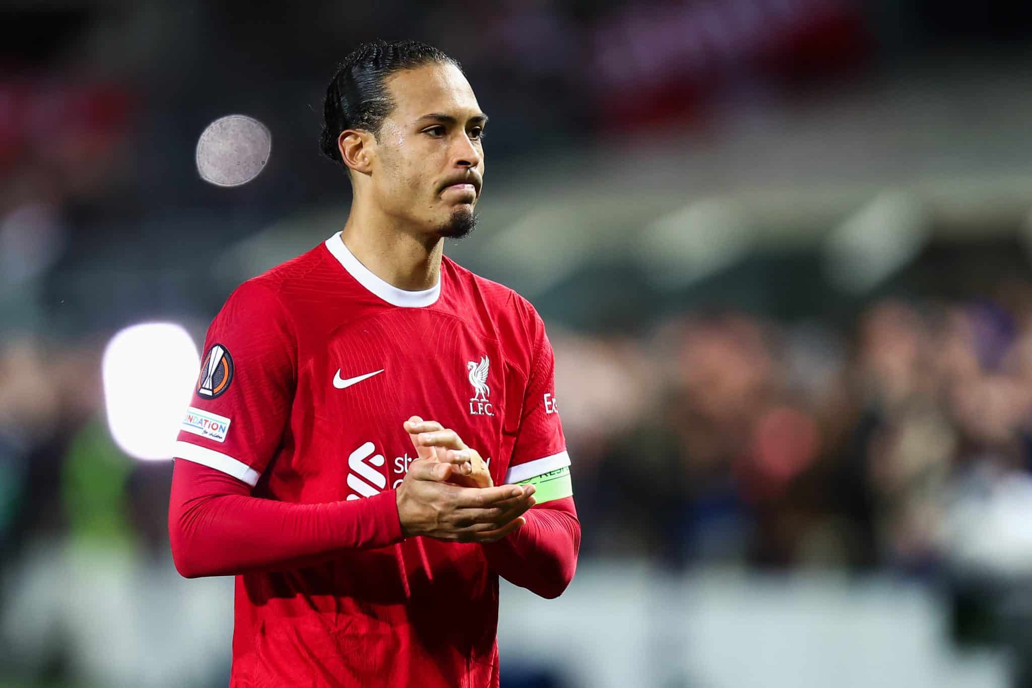 Sob olhar dos sauditas, Van Dijk pode ter voltado atrás sobre ...