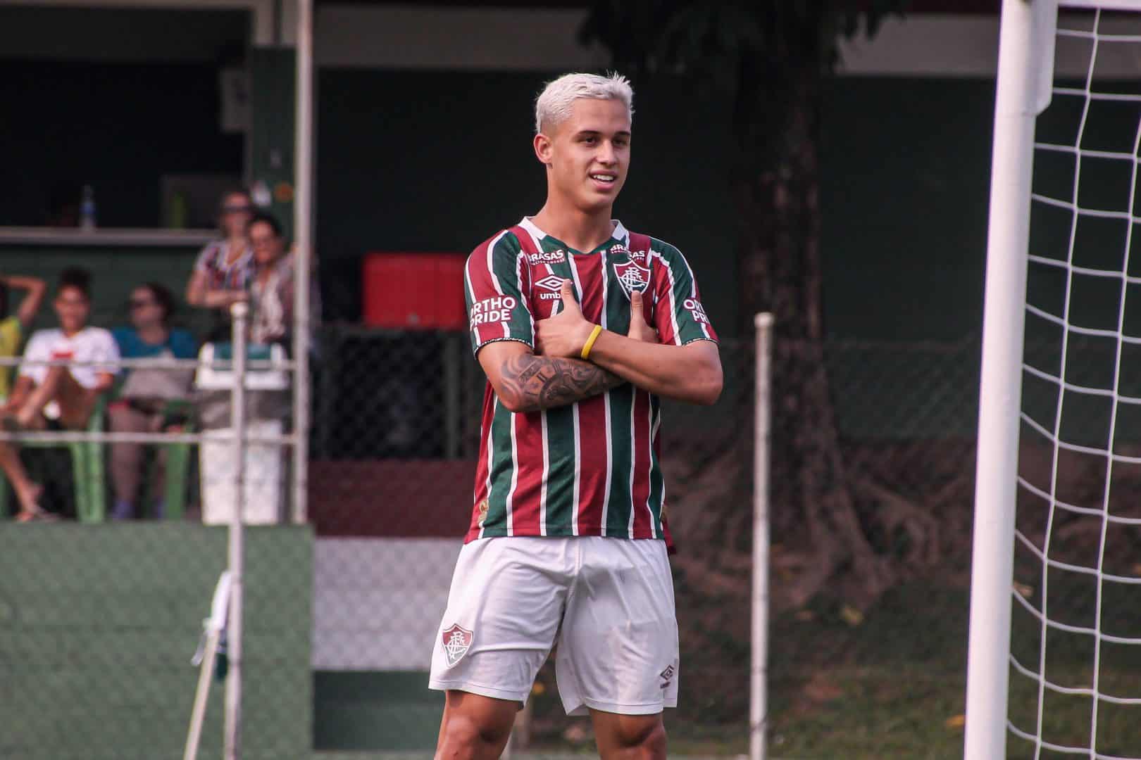 Bastidores: o que impede joia da base de brilhar no Fluminense?