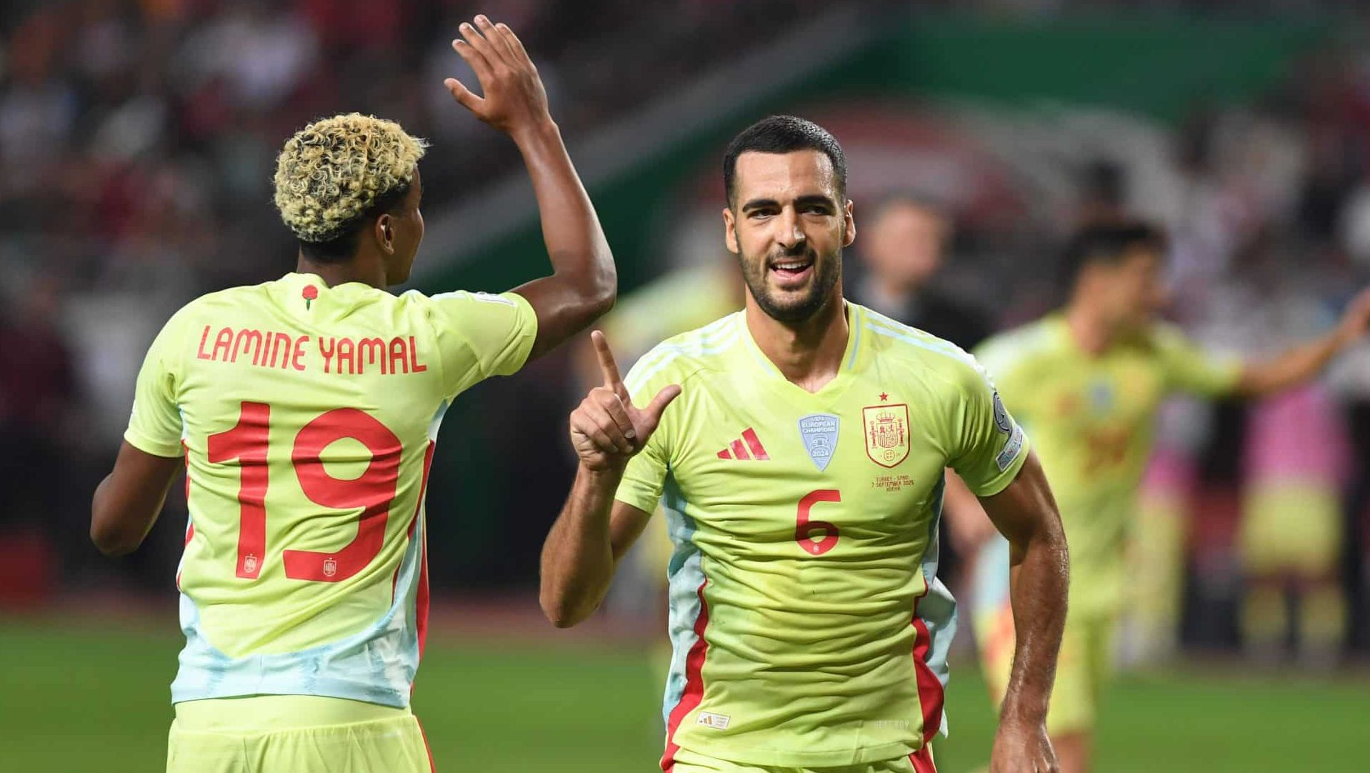 Espanha repete roteiro e goleia Turquia com direito a tiki-taka e hat ...