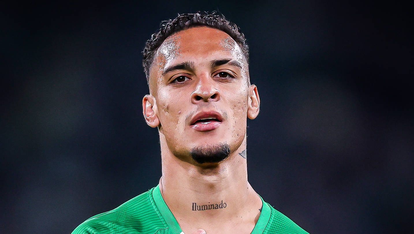 'Digo sempre que Antony é uma mistura de Cristiano Ronaldo e Neymar'