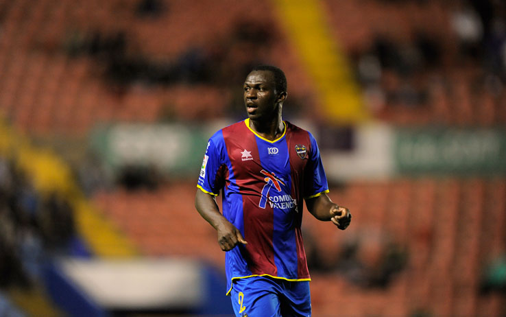 Wigan fecha a contratação do atacante Arouna Koné