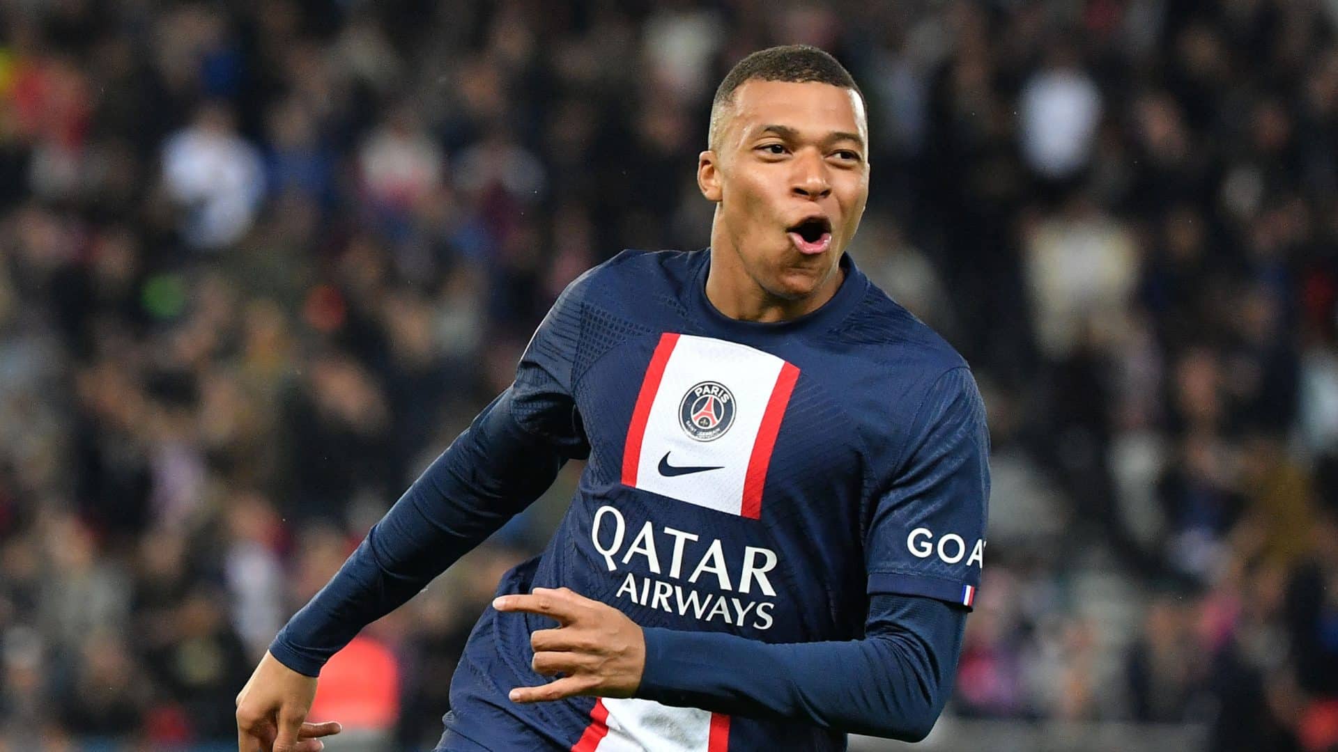 Mbappé joga lenha na fogueira do PSG e companheiros reclamam ao presidente