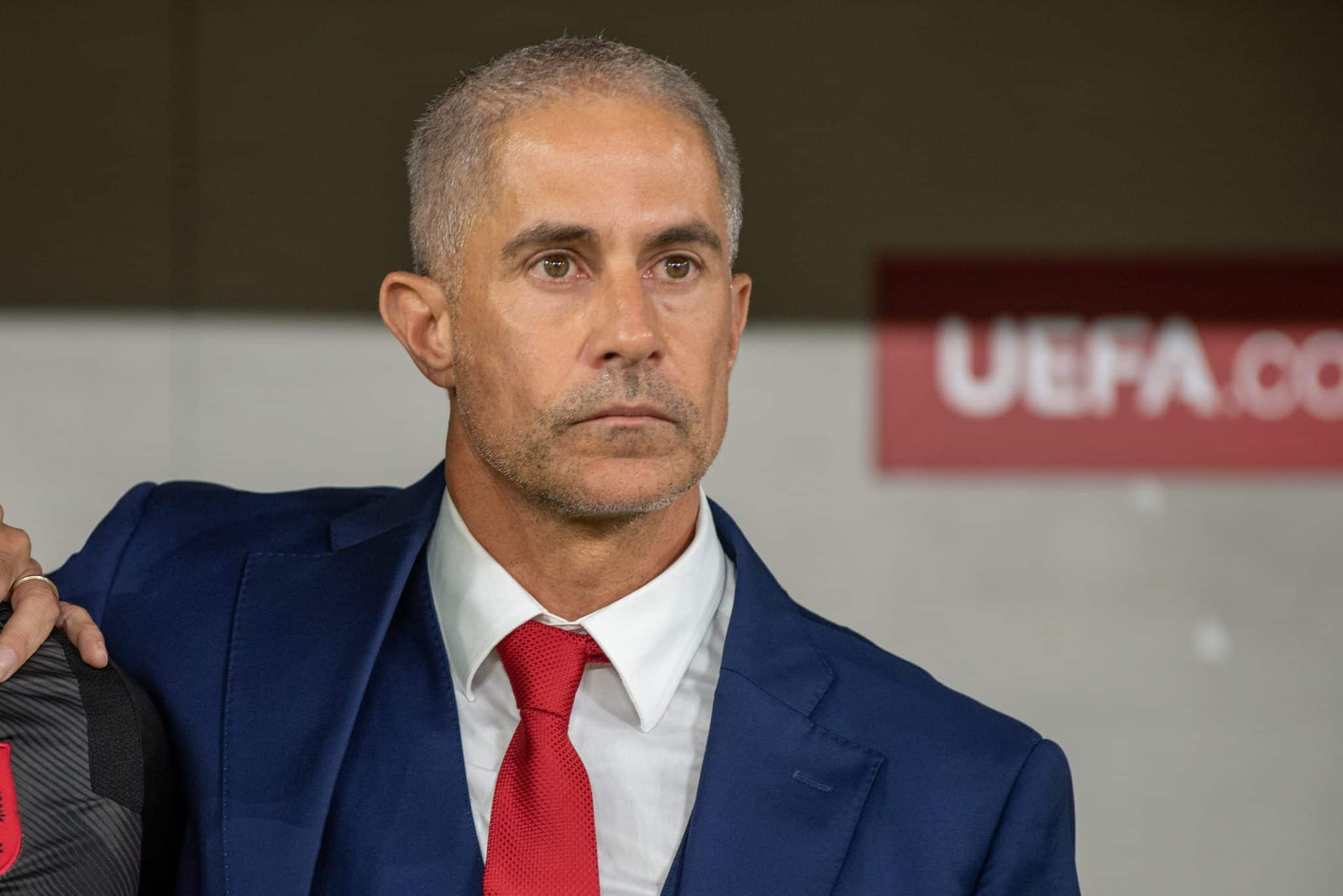 Sylvinho celebra classificação histórica e exalta seleção albanesa ...