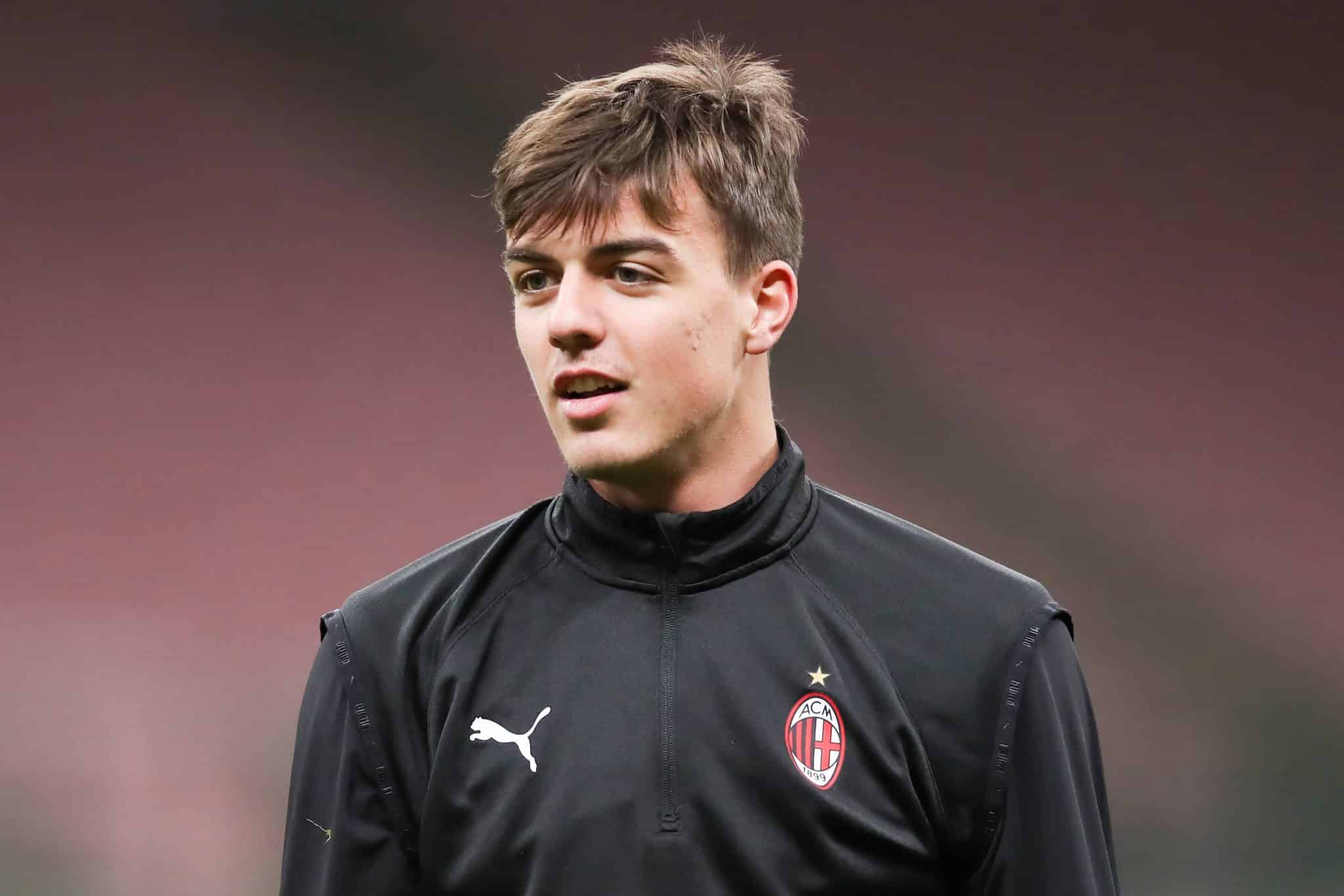'Era Maldini' chega ao fim no Milan após 70 anos