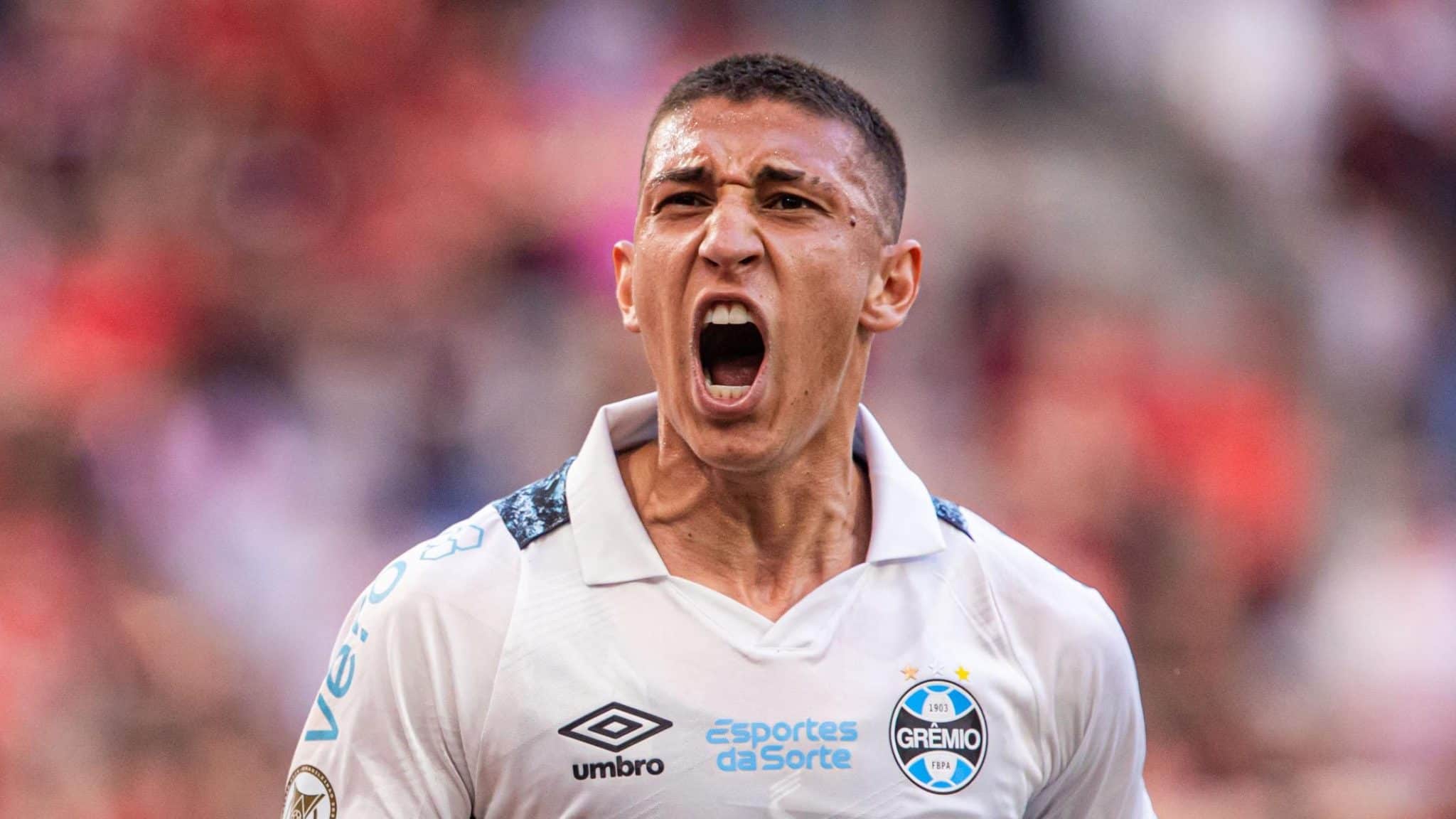 Monsalve faz estreia de gala e tira Grêmio da zona de rebaixamento do ...